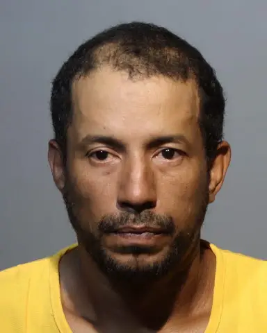 LORENZO UZCATEGUI booked 20241029