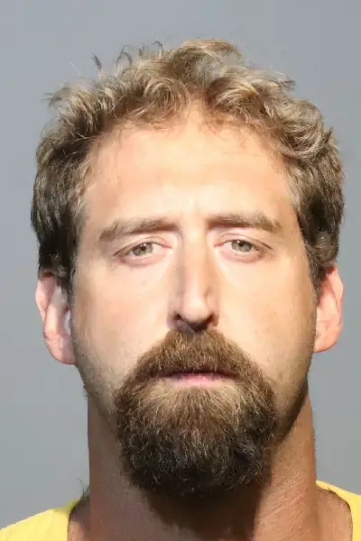 BENJAMIN MACKAY booked 20251029